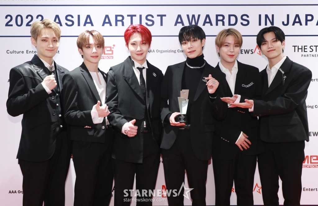 VERIVERY: ♪K-POP PHOTO ALBUM－2♪